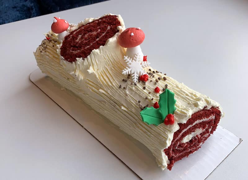 Sweet ReMarks: History of the Yule Log - LKNConnectCommunity