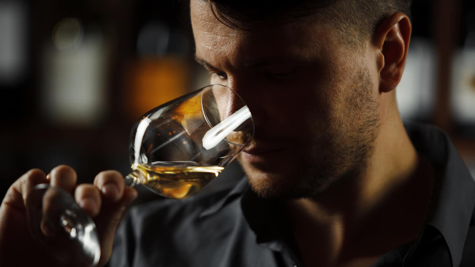 How to Swirl, Sniff and Taste Like a Pro - LKNConnectCommunity