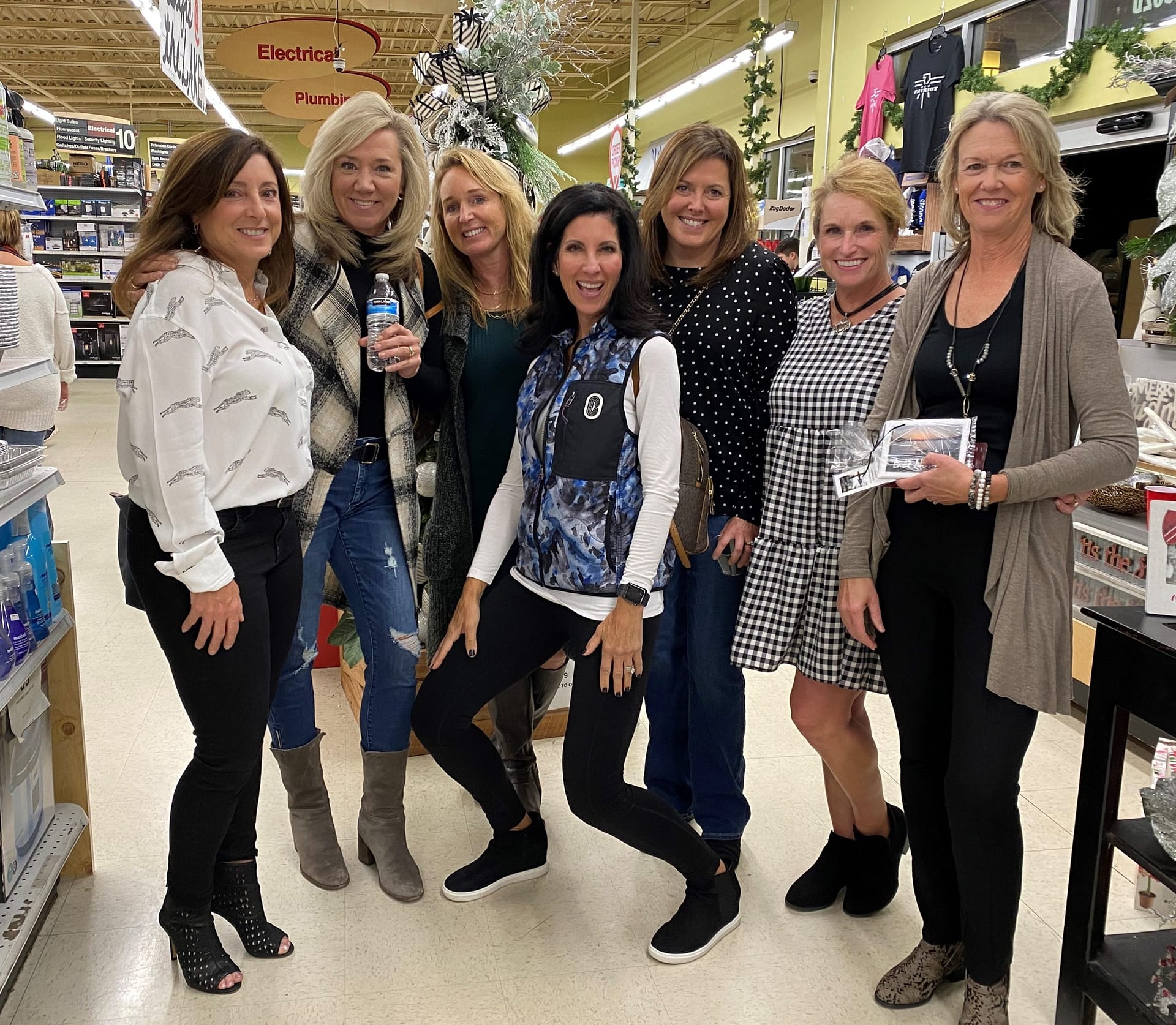 Ladies Night Out at Ace Hardware! - LKNConnectCommunity