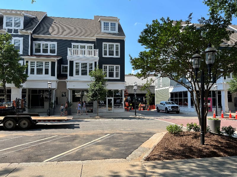 BIRKDALE VILLAGE: Construction Update! - LKNConnectCommunity