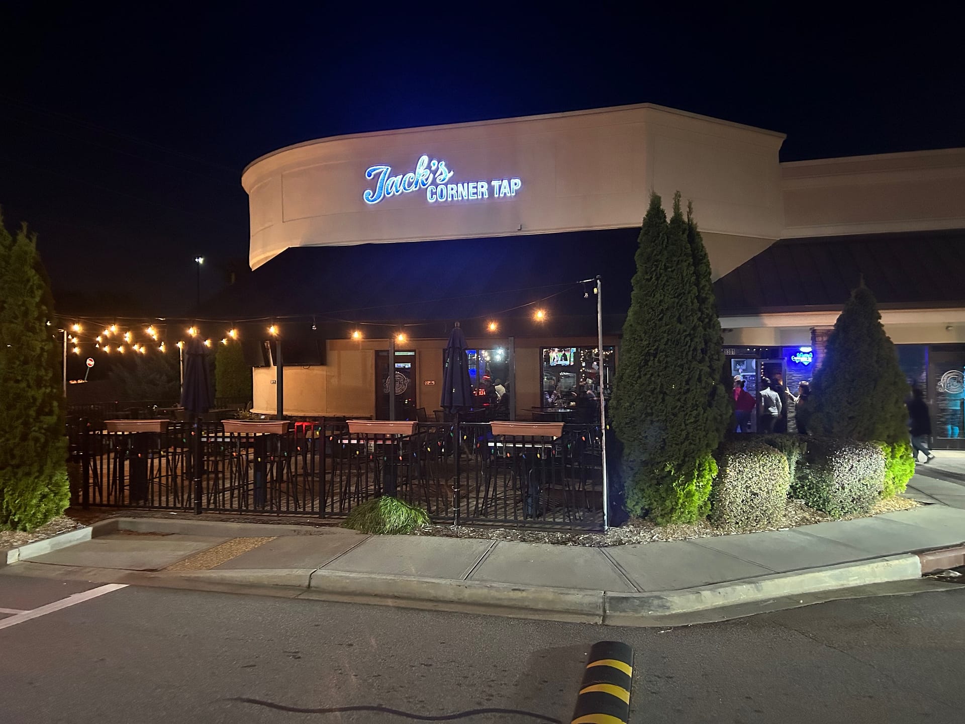 Affordable Dining Tips - Jack's Corner Tap's Burger Night ...